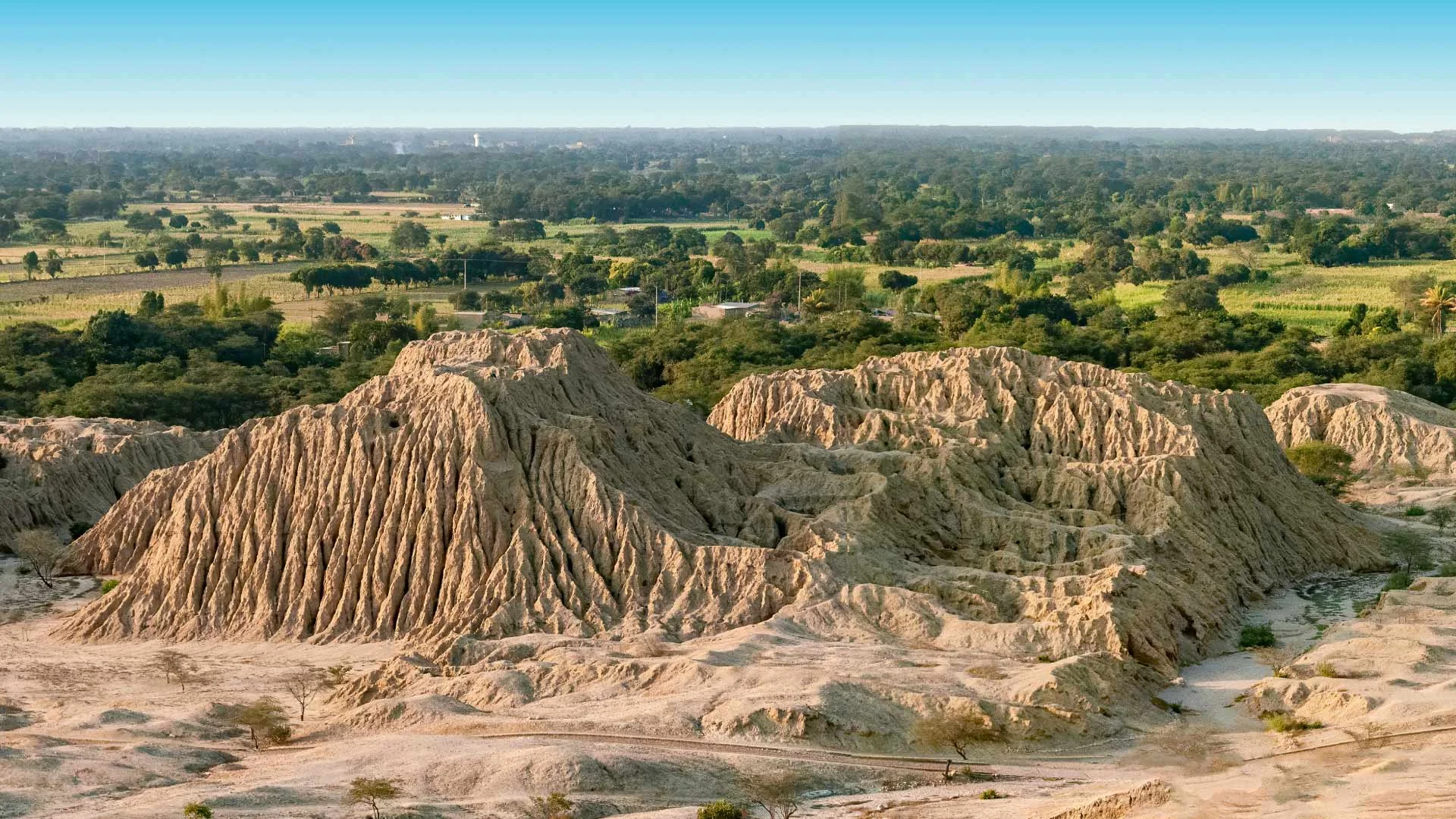 Peruvian Inca Pyramids: Exploring the Ancient Wonders of Peru Beyond ...